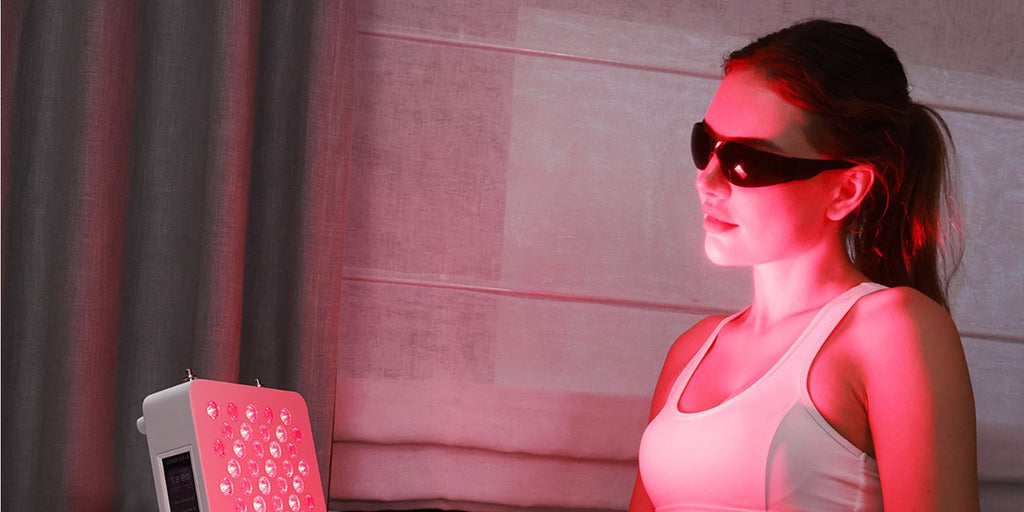 Is Red Light Therapy safe for the eyes | Baxter Blue